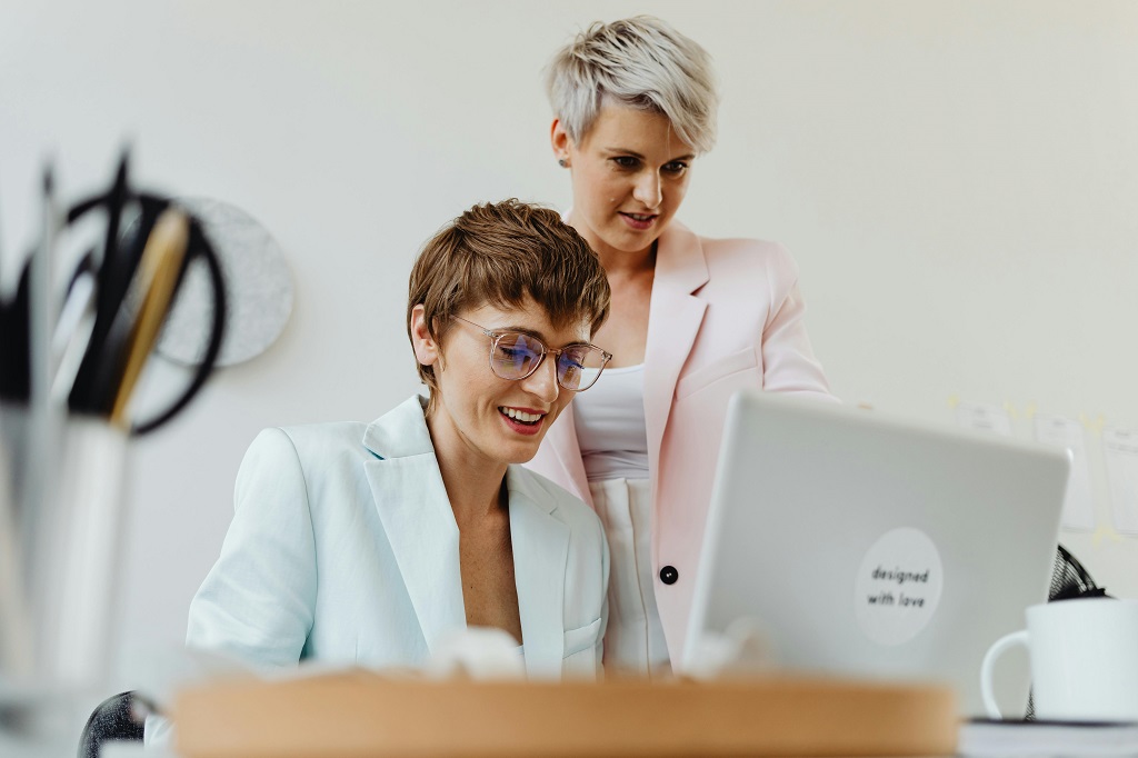 Providing Feedback on Operational Performance and Deliverables – Career ...